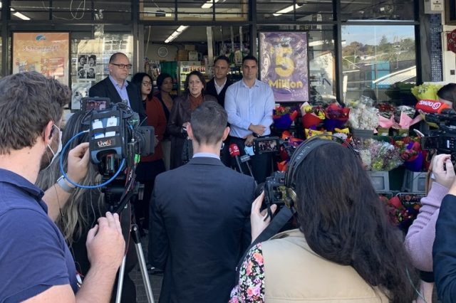 Retail NZ Home - Leading edge support for retailers